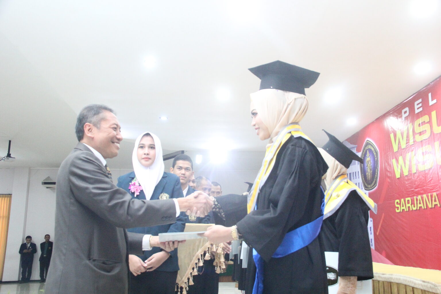 Dekan FIA UB: Jadilah Manusia yang Berilmu dan Berbudi Pekerti Luhur ...