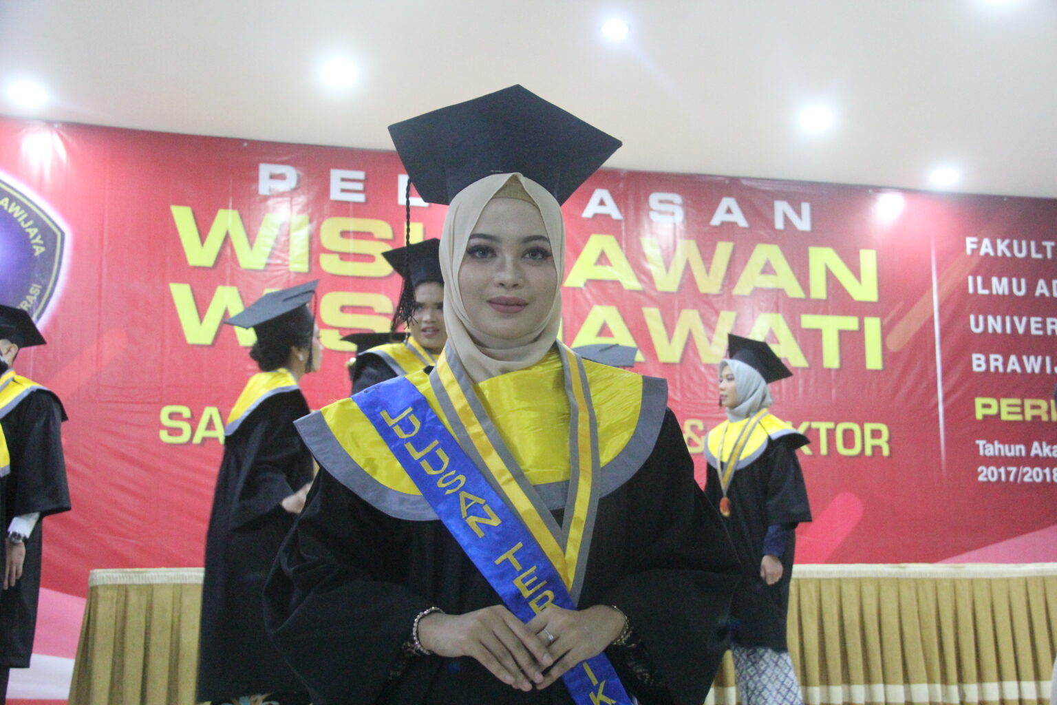 Putri Perpajakan UB Diwisuda dengan IPK Cumlaude – Fakultas Ilmu ...